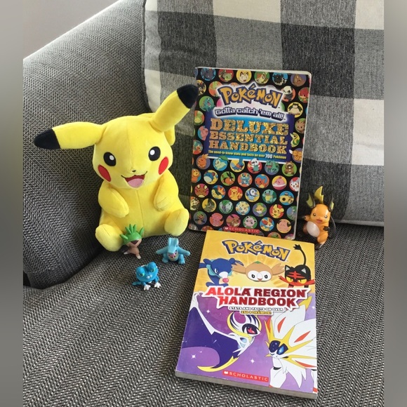 Pokemon | Toys | Pokmon Pikachu 8 Plush 2 Books 4 Figures | Poshmark